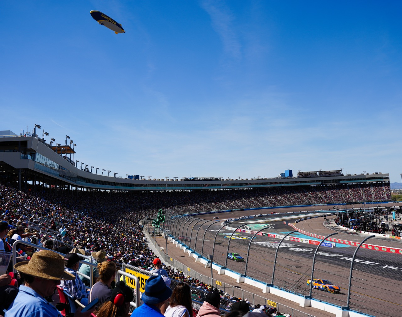 nascar-phxfray-24 Large - PHX Fray